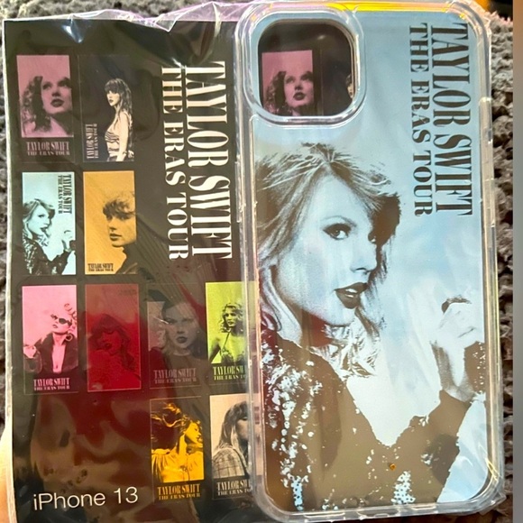 Taylor Swift | Other | Taylor Swift Bundle Of 2 Inserts Starshearts ...
